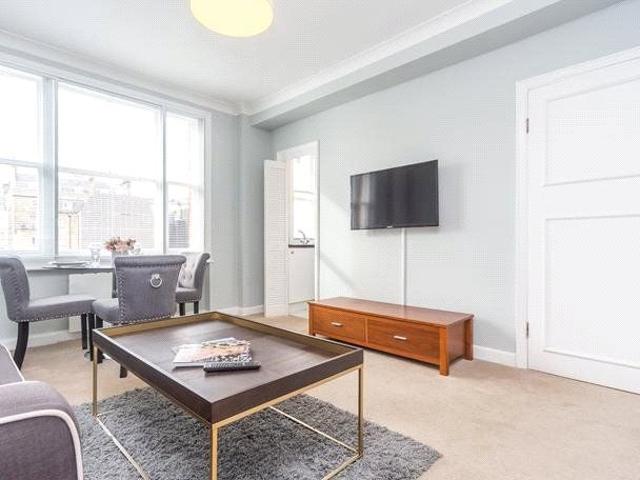 Hill Street, Mayfair, London W1J, 1 bed flat to rent, £3,276 pcm | PrimeLocation