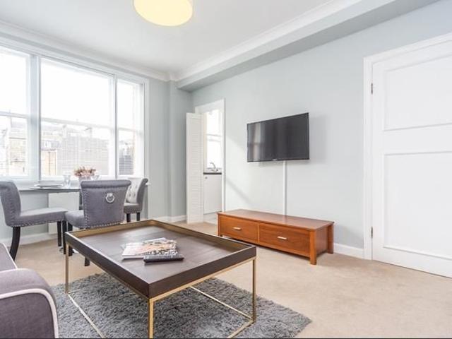 Hill Street, Mayfair, London W1J, 1 bed flat to rent, £3,276 pcm | PrimeLocation