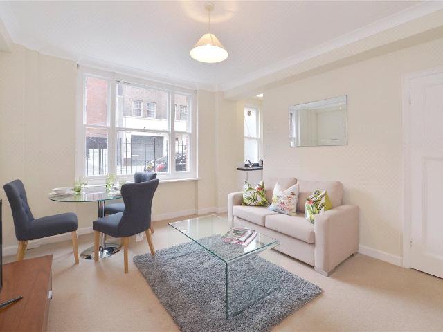 Hill Street, Mayfair, London W1J, 1 bed flat to rent, £3,276 pcm | PrimeLocation