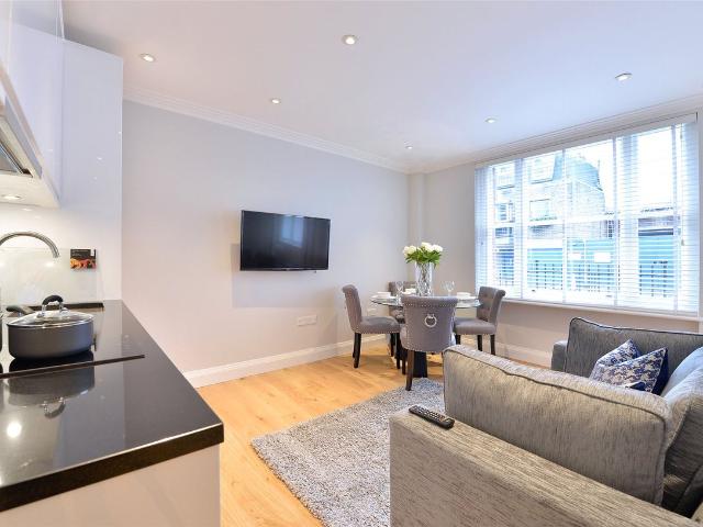 Hill Street, Mayfair, London W1J, Studio to rent, £3,120 pcm | PrimeLocation