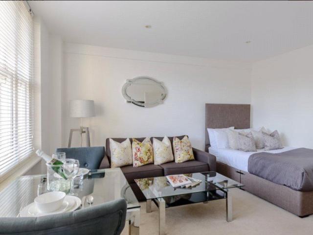 Hill Street, Mayfair, London W1J, Studio to rent, £2,817 pcm | PrimeLocation