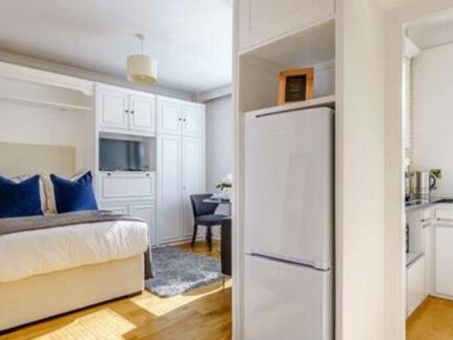 Hill Street, Mayfair, Studio Flat For