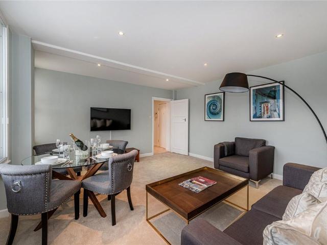 Hill Street, Mayfair, W1J 2 bed apartment to rent £4,983 pcm £1,150 pw