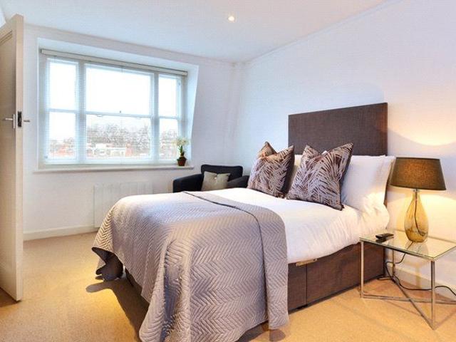 Hill Street, Mayfair W1J, Studio to rent, £2,817 pcm | PrimeLocation