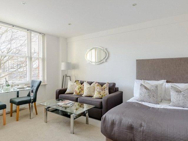 Hill Street, Mayfair W1J, Studio to rent, £2,817 pcm | PrimeLocation