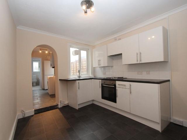 Hill Street, Reading, Reading RG1, 2 bed terraced house to rent, £1,300 pcm | PrimeLocation