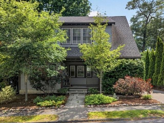 Hill Top Rd, Wellesley, Home For Sale