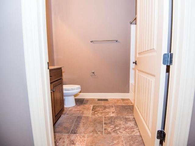 Hill Valley Apartments 2 Bedroom Apartment for Rent at 214 Vaughn Ln, Elizabethtown, KY 42701