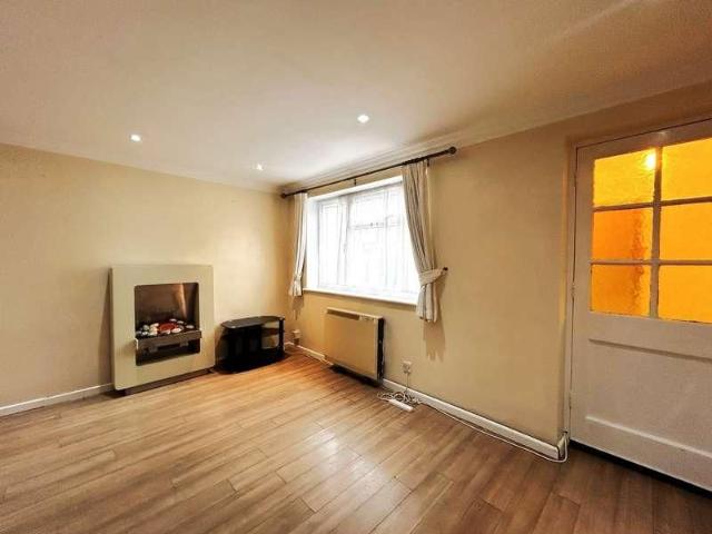 Hill View, Carterton, Oxfordshire, OX18