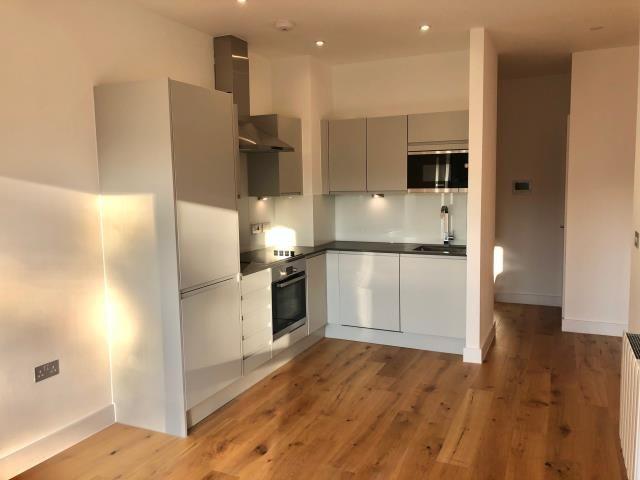 Hill View Apartments, Henley On Thames RG9, Studio to rent, £1,150 pcm | PrimeLocation