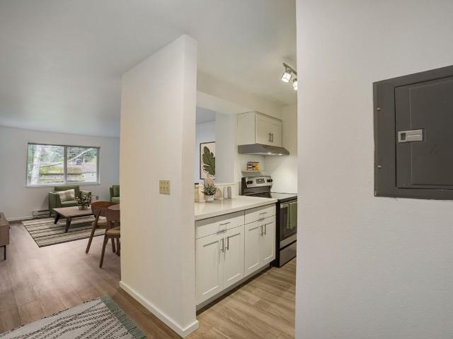 Hillcourt Apartments Studio Apartment for Rent at 3022 Ne 140th St, Seattle, WA 98125 Lake City