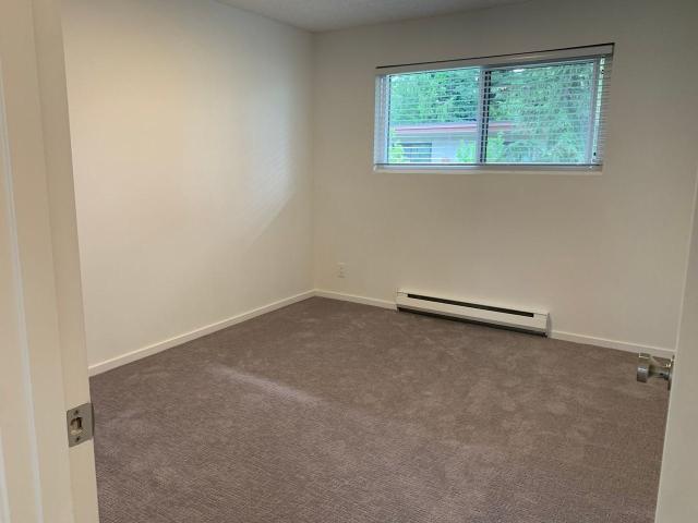 Hillcliff Apartments 2 Bedroom Apartment for Rent at 604 Ne 165th St, Shoreline, WA 98155