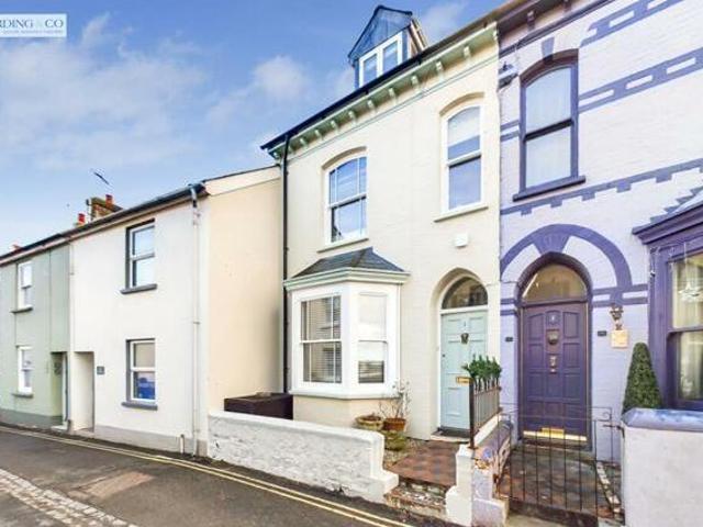 Hillcliff Terrace, Irsha Street, 4 Bedroom Terraced