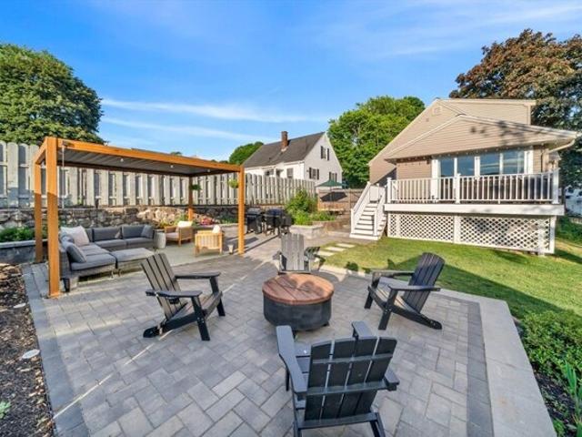 Hillcrest Ave, Beverly, Home For Sale