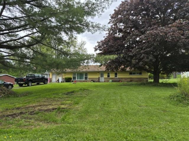 Hillcrest Dr
