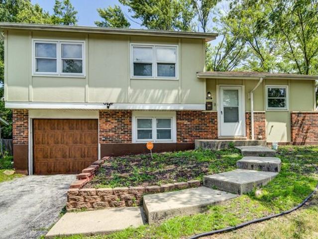 Hillcrest Dr, Country Club Hills, Home For Sale