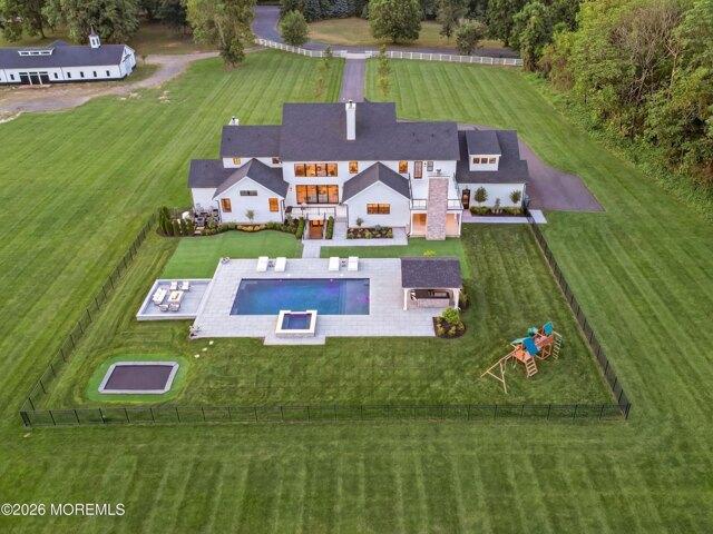 Hillcrest Dr, Colts Neck, Farm House For