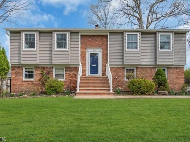 Hillcrest Dr, Wayne, Home For Sale