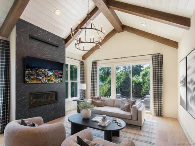 Hillcrest Dr Unit,woodbridge, Home For Sale