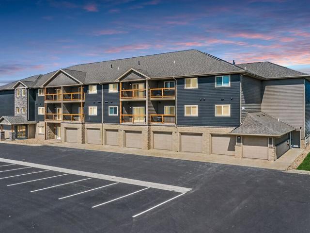 Hillcrest Heights Apartments 2 Bedroom Apartment for Rent at 1111 S Sertoma Ave, Sioux Falls, SD 57106