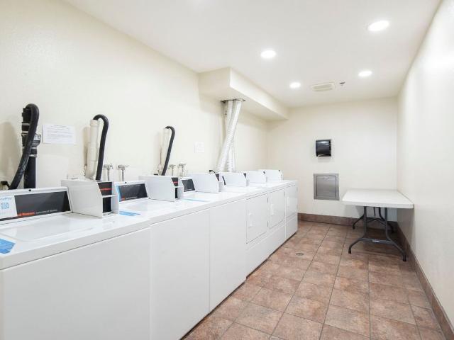 Hillcrest Summit 2 Bedroom Apartment for Rent at 4134 4th Ave, San Diego, CA 92103 Hillcrest