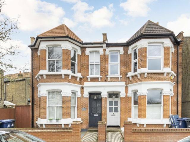 Hillcrest Road, Acton W3, 1 bed flat to rent, £1,699 pcm | PrimeLocation