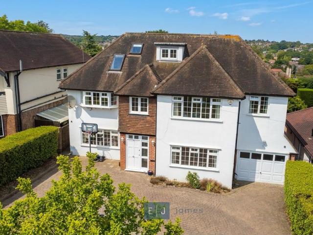 Hillcrest Road, Loughton IG10, 5 bed detached house to rent, £5,000 pcm | PrimeLocation