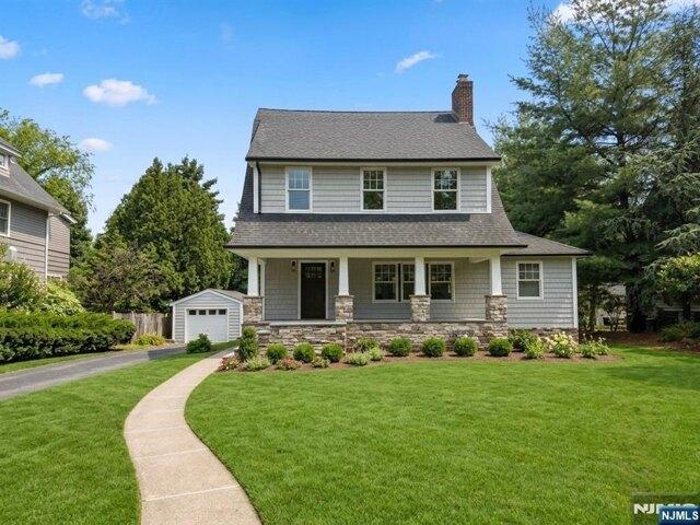 Hillcrest Rd, Ridgewood, Home For Sale