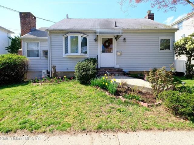 Hillcrest Ter, Staten Island, Home For Sale