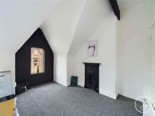 Hillcrest View, Chapeltown, LS7