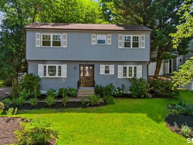 Hillandale Ave, Stamford, Home For Sale