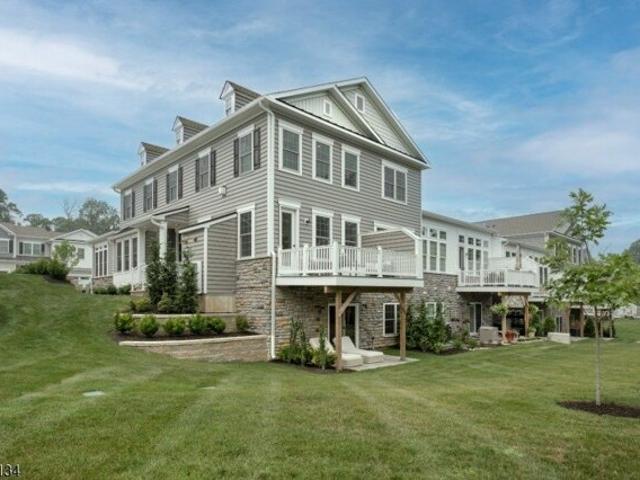Hillandale Dr Unit,mendham Township, Condo For Sale
