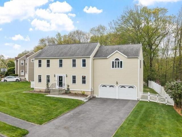 Hillando Dr, Shrewsbury, Home For Sale