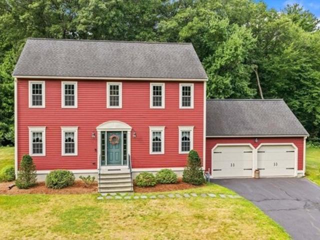 Hillando Dr, Shrewsbury, Home For Sale