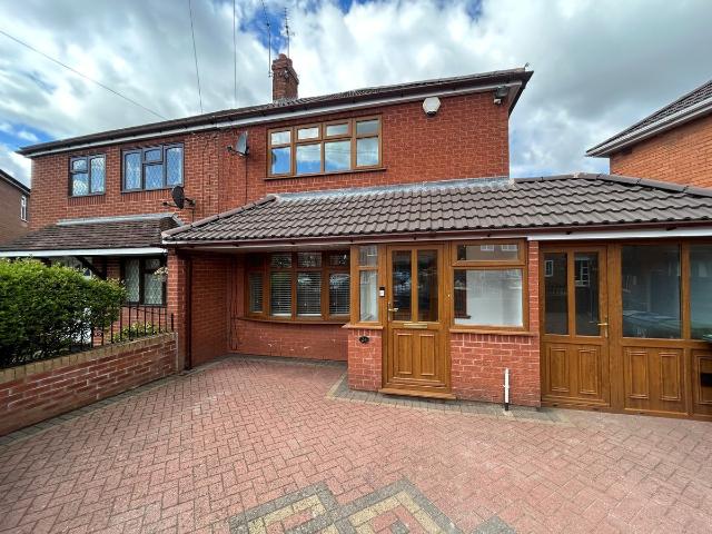 Hillary Avenue, Wednesbury WS10, 2 bed property to rent, £1,200 pcm | PrimeLocation