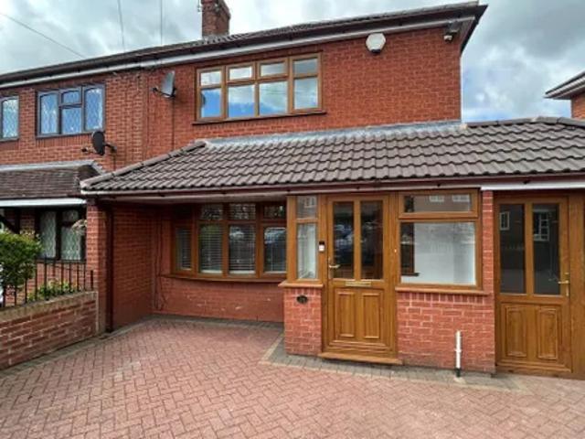 Hillary Avenue, Hill Top, WS10 0HE, United Kingdom | 2 bed apartment for rent #167492239 | Rentberry