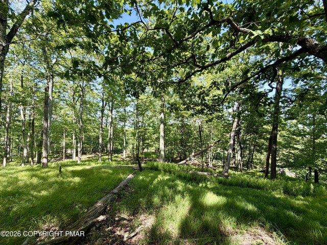 Hillary Dr W, White Haven, PA 18661
