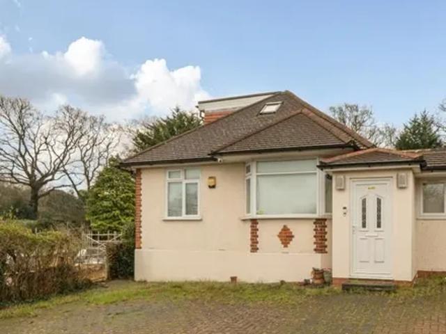 Hillary Rise, London, EN5 5AX, United Kingdom | 5 bed house for rent #166809983 | Rentberry