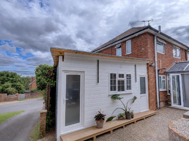 Hillary Road, High Wycombe, Buckinghamshire HP13, Detached house to rent, £1,000 pcm | PrimeLocation