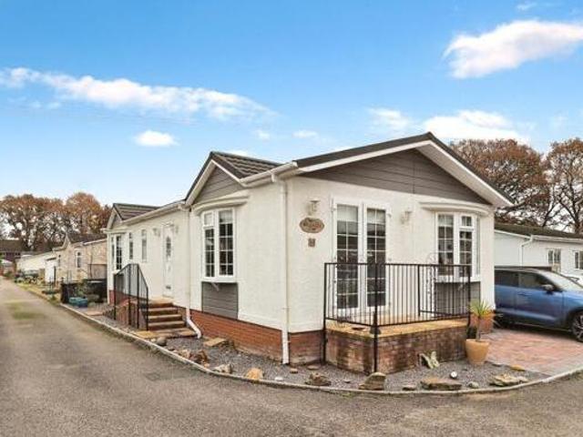 Hillbury Road, Hillbury Park, Alderholt, 2 Bedroom Park
