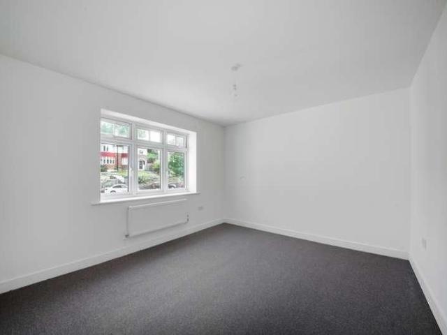 Hillbury Road, Warlingham, CR6