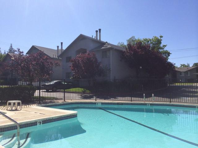 Hillgrove Creek Apartments 2 Bedroom Apartment for Rent at 8633 Fair Oaks Blvd, Carmichael, CA 95608