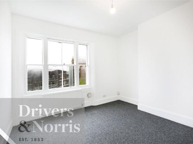 Hilldrop Road, Holloway, London N7, 5 bed flat to rent, £4,750 pcm | PrimeLocation