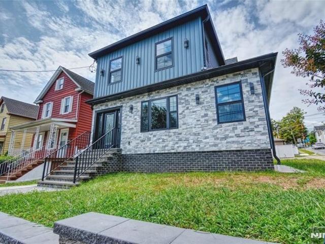 Hille Pl, Ridgefield Park, Home For Sale
