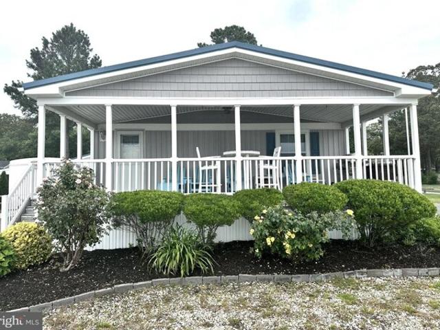 Hillenwood Rd Unit,long Neck, Property For Sale