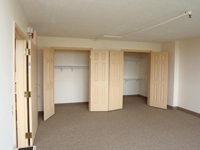Hillebrand House 62+ 1 Bedroom Apartment for Rent at 1235 S 3rd St, Louisville, KY 40203 Old Louisville
