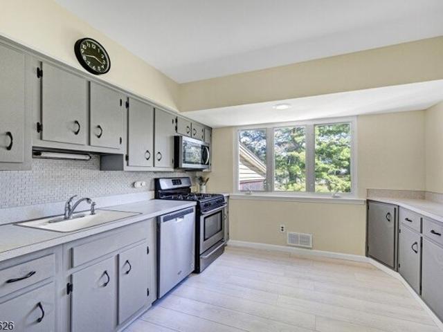 Hillery Dr, Mount Olive Township, Home For Sale