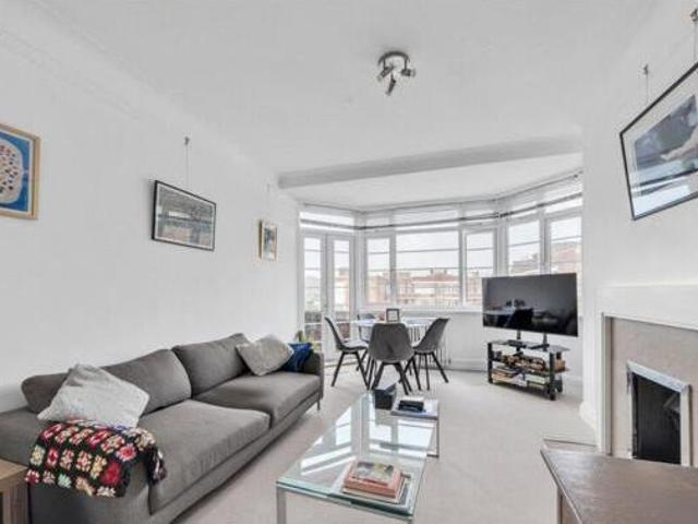 Hillfield Court, Belsize Avenue, 1 Bedroom Apartment