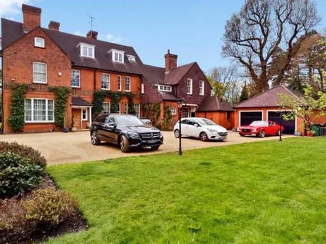 Hillfield, Mount Park Road, London, HA1 3NU, United Kingdom | 7 bed house for rent #167222387 | Rentberry