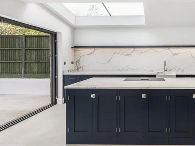 Hillfield Road, London, NW6 1QB, United Kingdom | 4 bed apartment for rent #167774151 | Rentberry